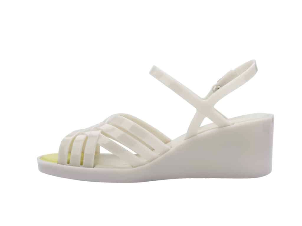 Melissa Flora Wedge – Melissa